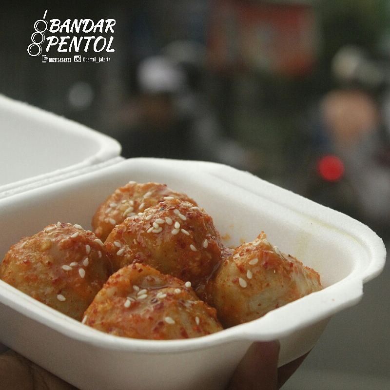 Penggemar Makanan Pedas Wajib Coba Pentol Pedas – Ladies.id